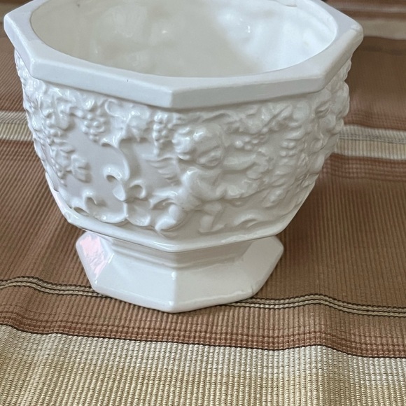 Lefton | Accents | Vintage Renaissance Lefton Planter | Poshmark
